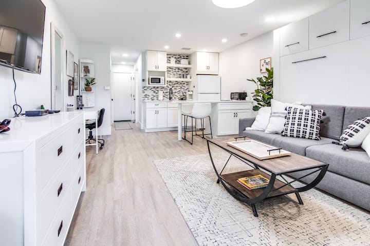 Golf View Upscale Studio Retreat |Resort Amenities - Wesley Chapel, FL