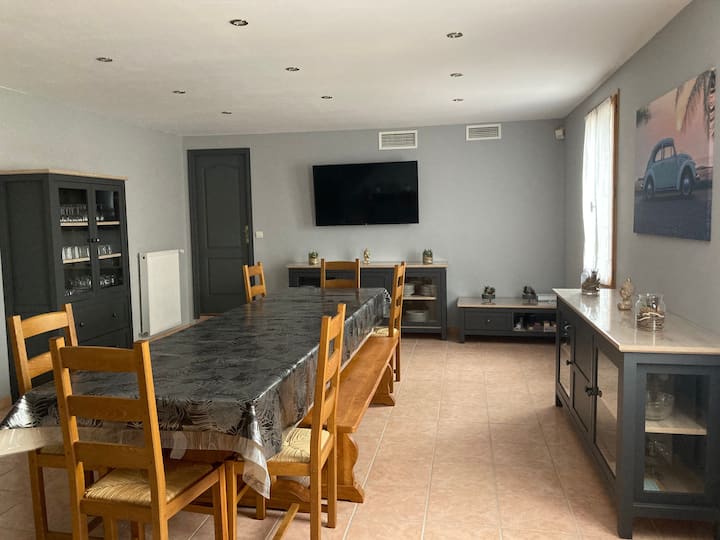 Gîte Changé, 6 Pièces, 12 Pers. - France