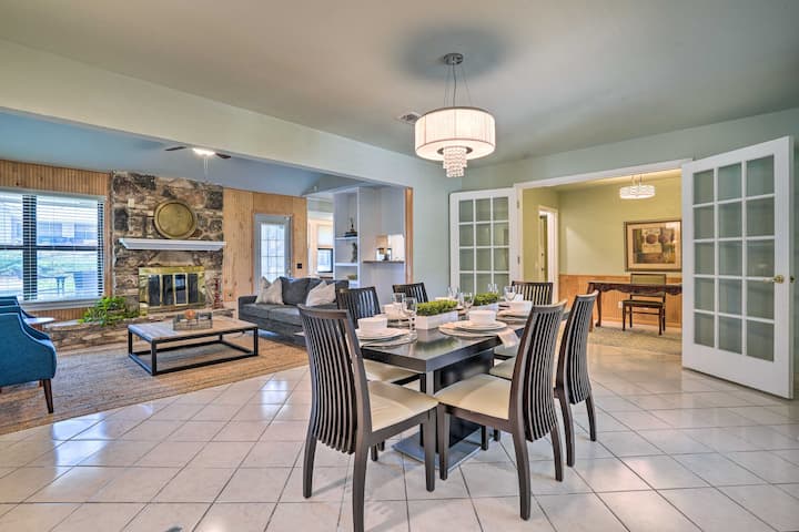 Lovely San Antonio Home ~ 13 Mi To Downtown! - San Antonio, TX