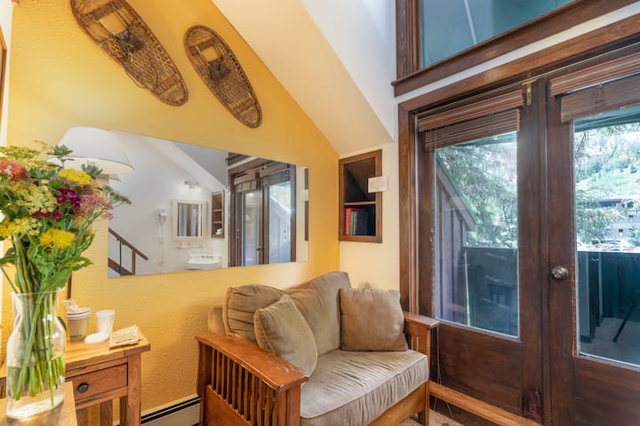 Manitou Lodge 10 - Telluride, CO