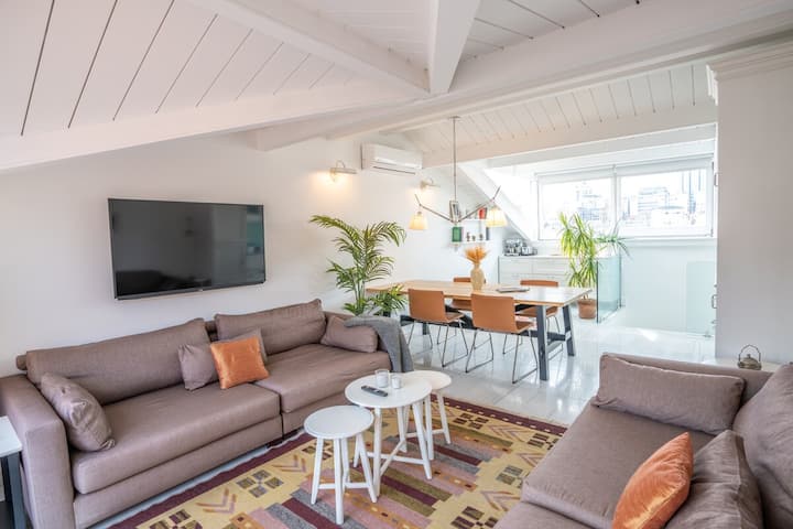 Stylish Duplex In Beyoğlu With Private Terrace - Istanbul