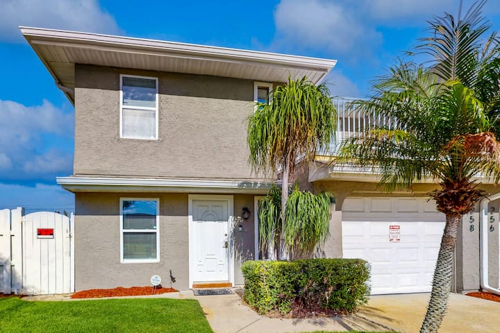 Dreamy 3br Dog Friendly | Balcony - Melbourne, FL
