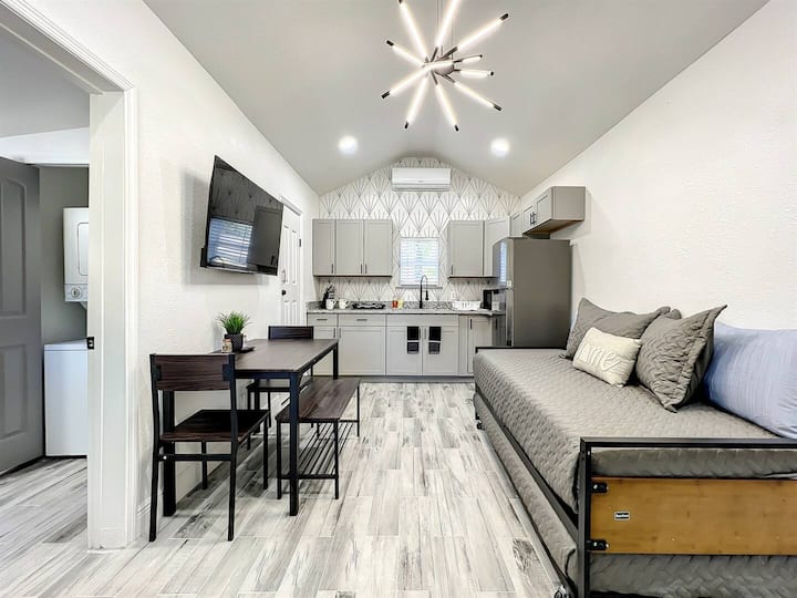 Private 1br Retreat • Fast Wi-fi + Pets Welcome - 올랜도