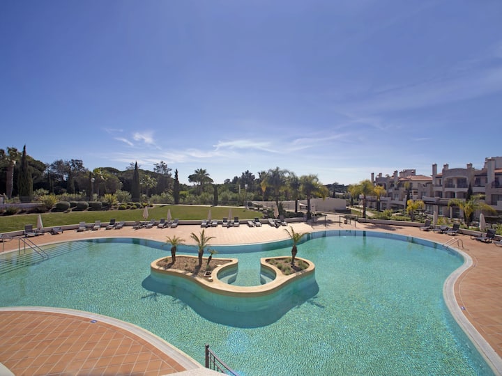 Pine Hills Turquesa By Interhome - Vilamoura