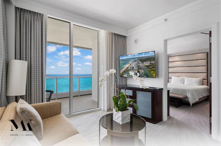 Fontainebleau|1br Panorama: Entire Beachfront View - Miami Beach, FL