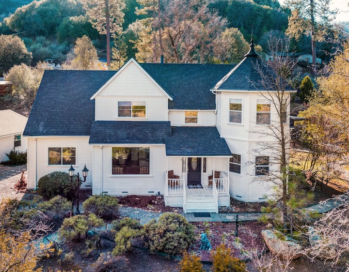 Sleeps 20! Yosemite Country House W/spa/game Room - Yosemite National Park, CA