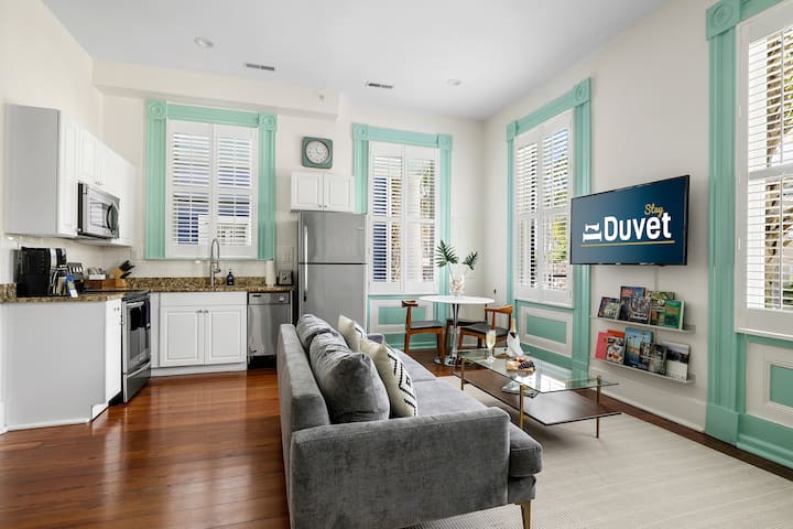 Authentic Charleston | Mint-to-be - Charleston, SC