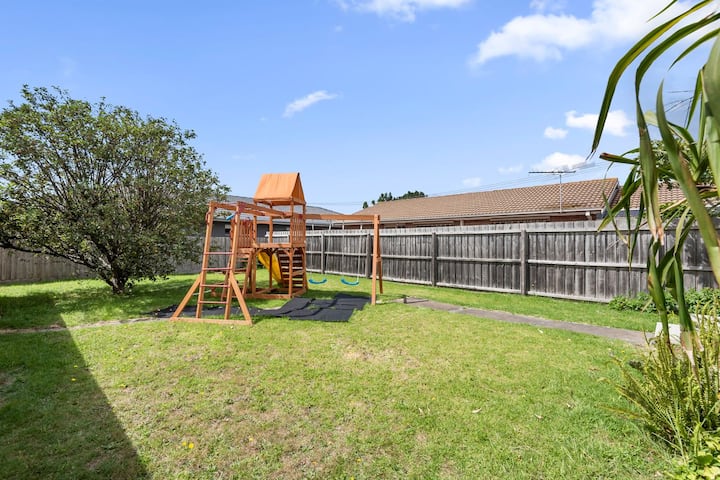 Collins Coastal - Portarlington