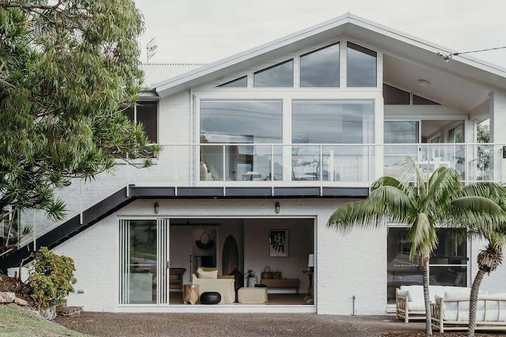Baybreeze, 18 Tomaree Road - Nelson Bay