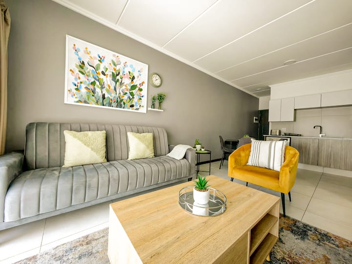 Rythana 3 Bedroom_fourways_with Wifi Backup - Sandton