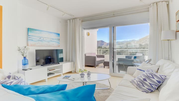 Lovely Penthouse Apartment Close To Pine Walk - Port de Pollença