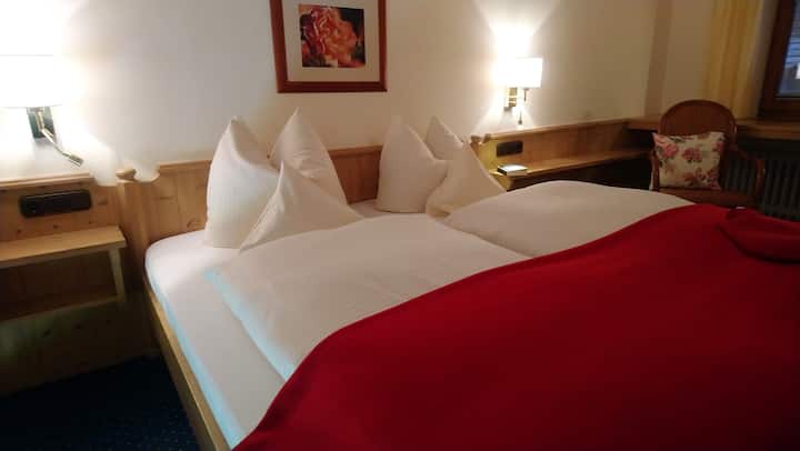 Ferienwohnung Schwalbennest (Ferienhaus Allgäu) - Roßhaupten