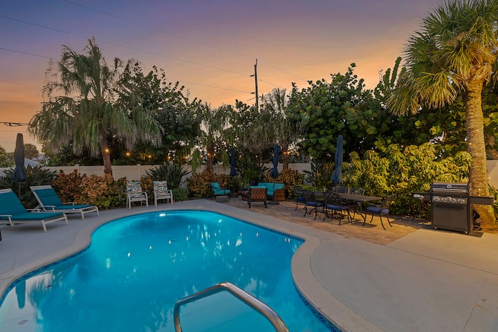 Private Home With Heated Pool, Steps To The Beach - New Smyrna Beach, FL