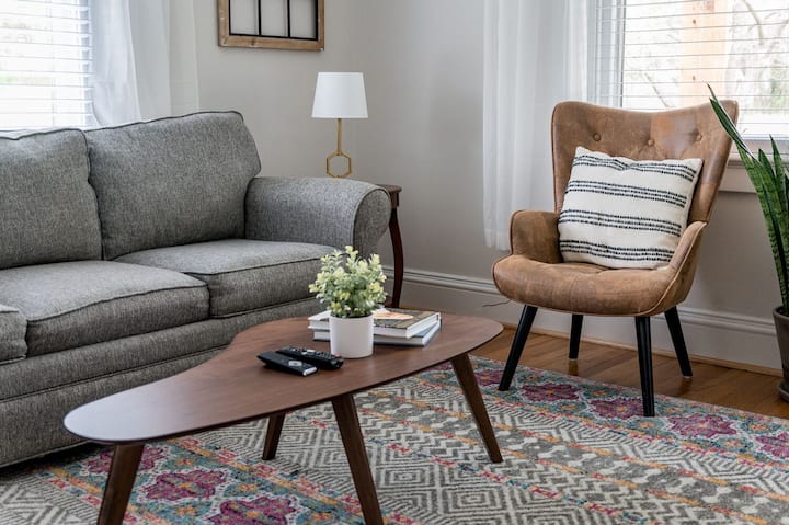 Broadway Bungalow - Uol 1m, Lu 6m, Downtown 4m - Lynchburg, VA