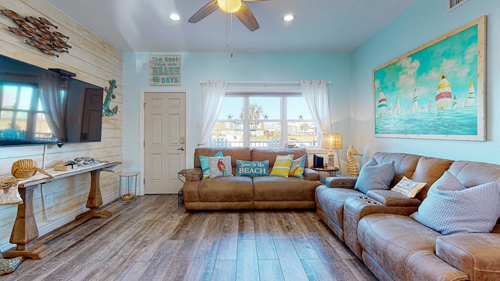 Ir33 Walk To Sandfest, Shared Pools, Boardwalk - Port Aransas, TX