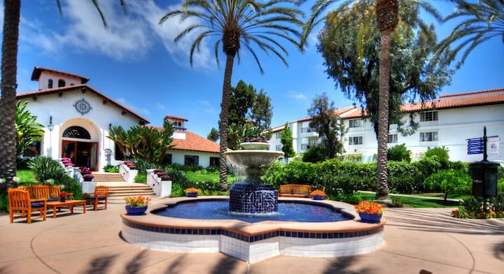 604 Gorgeous Renovated Condo - Carlsbad, CA