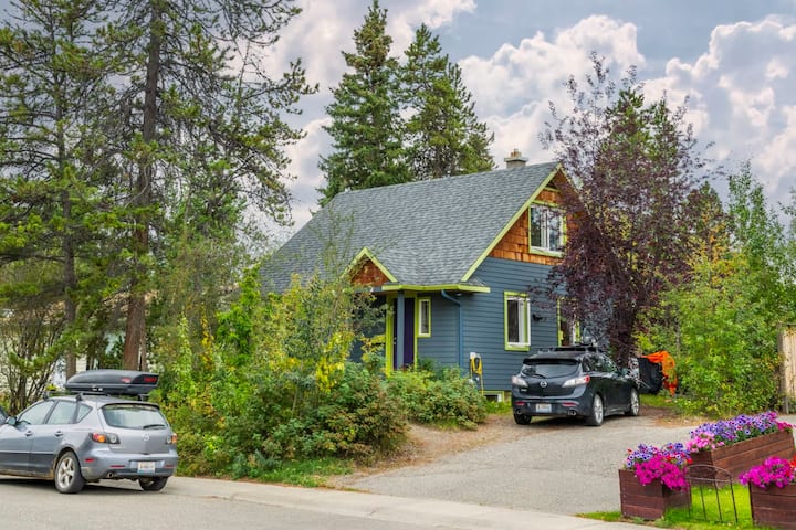 Nn - The Atelier - Riverdale 1-bed 1-bath - Whitehorse