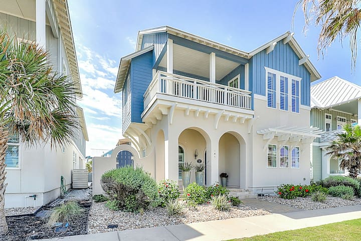 Stunning 4br | Private Pool | Balcony | W/d - Port Aransas, TX