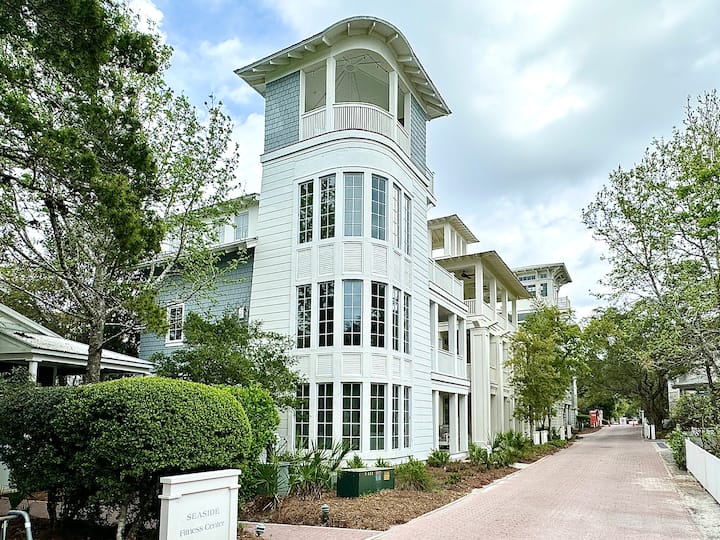 Empty Pockets - Seaside, FL