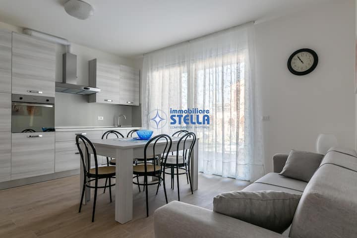 Medusa Int.2 [ Modern / Comfort ] *Beach Place* - 예솔로