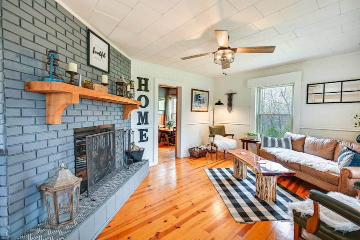 Country Escape: Log Cabin Near Kentucky Lake! - Kentucky Lake