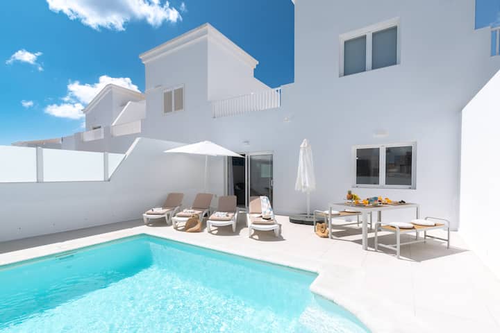 Lolalo House - Playa Blanca