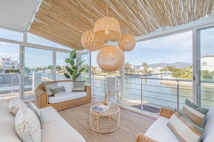 Belle Maison Au Canal Avec Amarre - Ampuriabrava