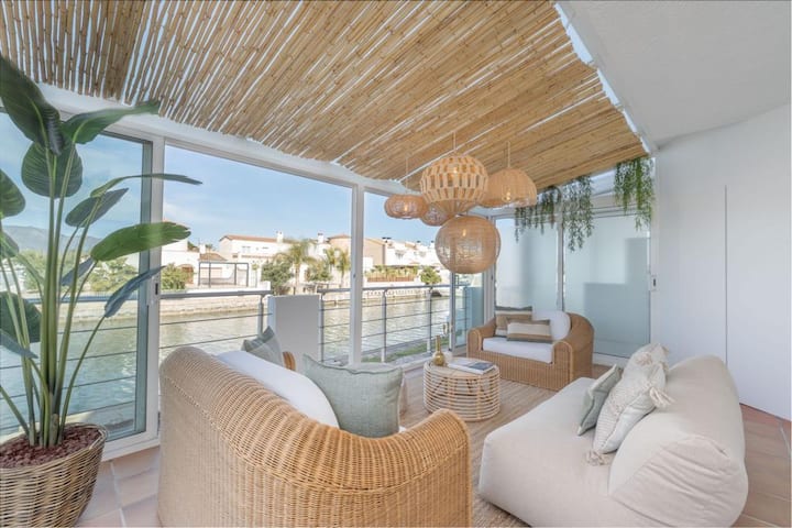 Belle Maison Au Canal Avec Amarre - Ampuriabrava