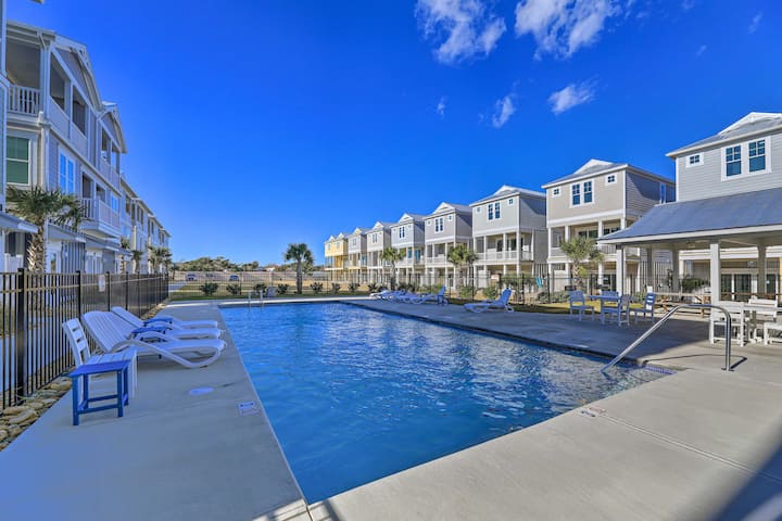 Gorgeous Emerald Isle Getaway: Walk To Beach! - Emerald Isle, NC