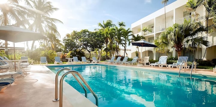 Nature Lovers' Paradise! 3 Units W/ Patio! Parking - Barbados