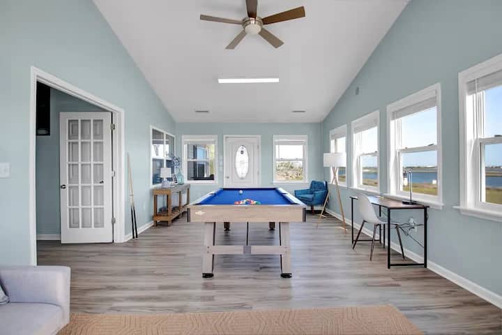 3br Home W/ Hot Tub 6 Minutes Away From The Beach - Surf City, NC