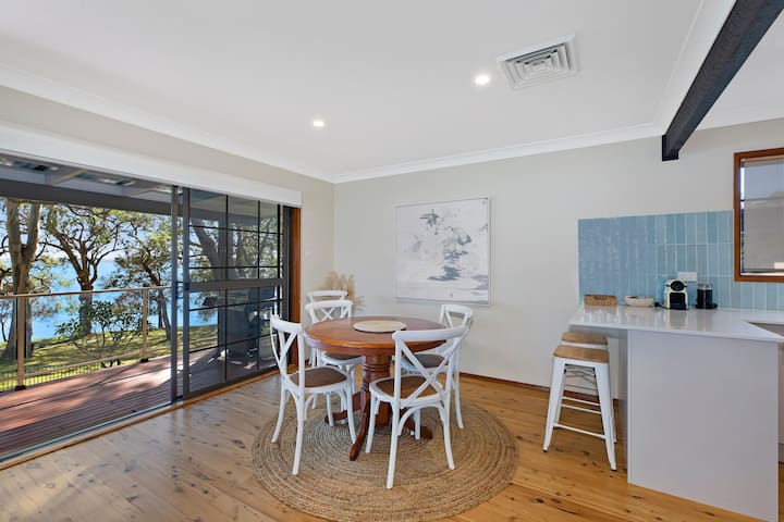 Kullaroo Lakehouse - Waterfront Reserve - Morisset