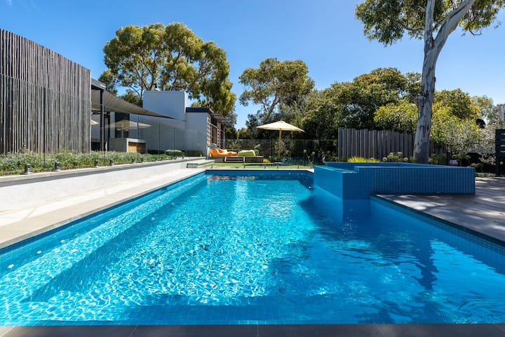 Kindra Of Portsea - Sorrento