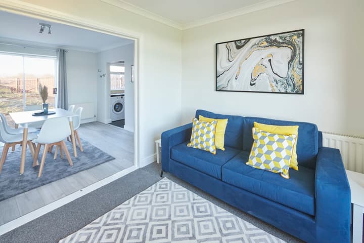 Host & Stay | Armitage Road - Redcar