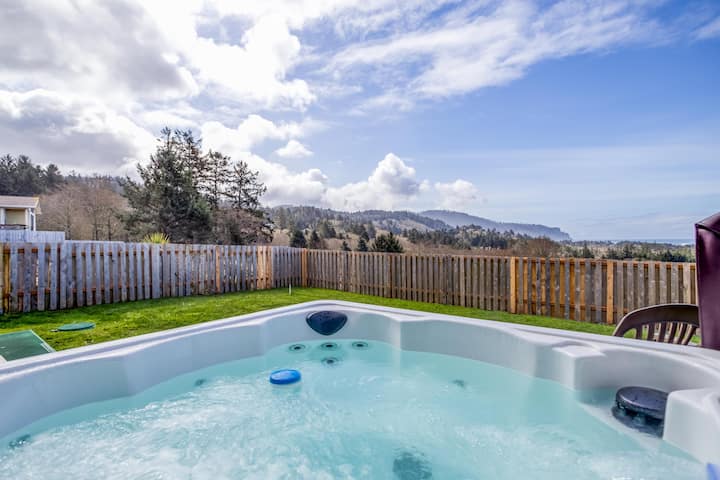 Modern 3 Bedroom-fully Fenced Yard-dogs Welcome - Neskowin, OR