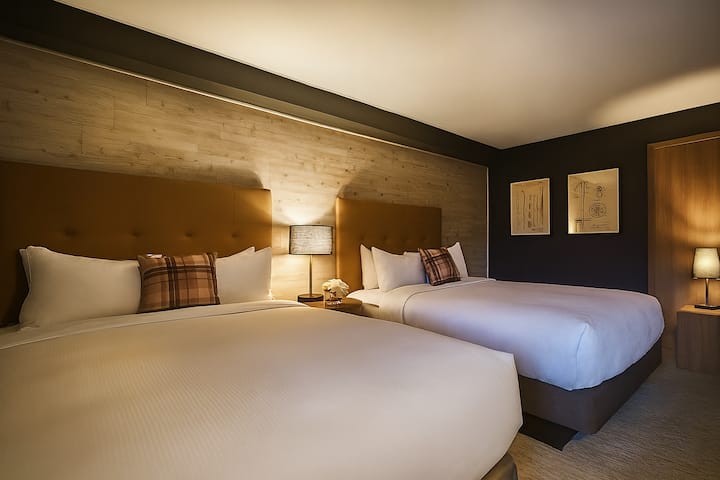 Ski & Stay Elegance! Suite W/ Outdoor Pool Access - Vail, CO