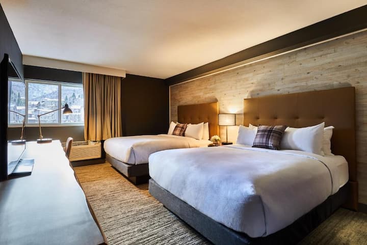 Ski & Stay Elegance! Suite W/ Outdoor Pool Access - Vail, CO