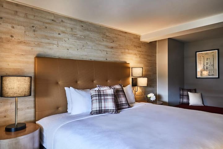 Elevate Your Vail Experience:pet-friendly,pool,ski - Vail, CO