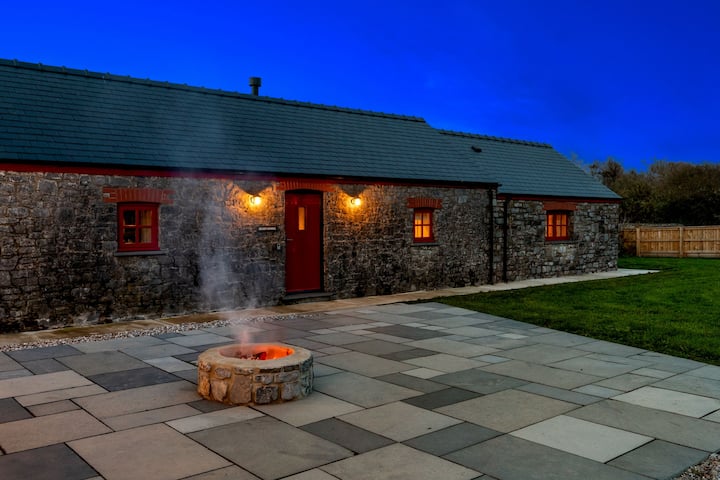 Modern Barn In A Unique And Picturesque Location - Laugharne