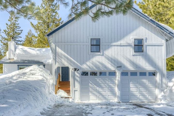2br Mountainview | Wood Stove | W/d - Truckee, CA
