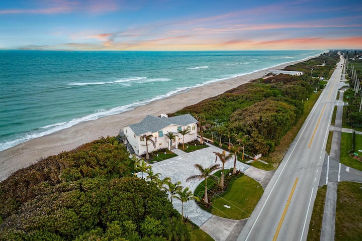Melbourne Beachfront Oasis - Cocoa Beach Bungalow - 멜버른
