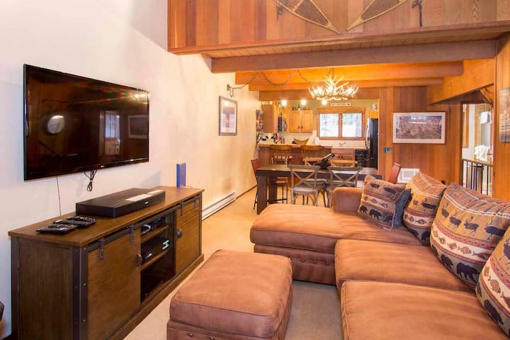 Winterset #28 | Shared Hot Tub & Sauna! - Mammoth Lakes