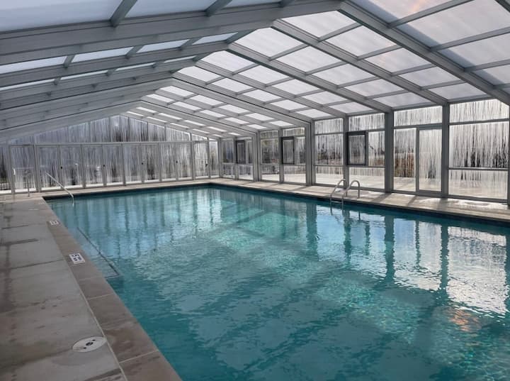 Paradise Haven-indoor Pool/hot Tub/game Room! - South Haven, MI