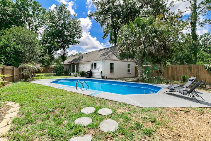 Modern 3br Pool Home | Near Uf, Downtown & Dining - Gainesville