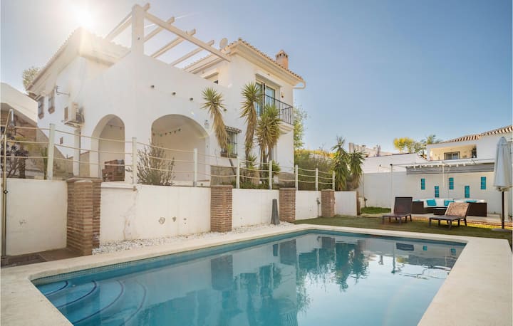 2 Bedroom Amazing Home In Viñuela - Alcaucín