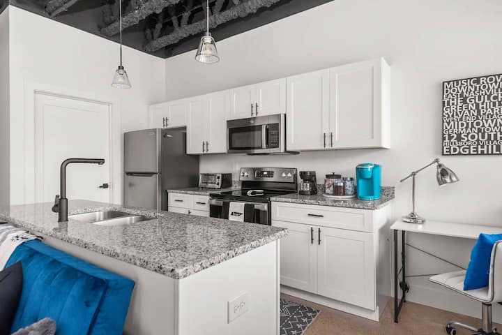 Plus One ~ Pet Friendly ~ Reclaimed Office Space - Nashville