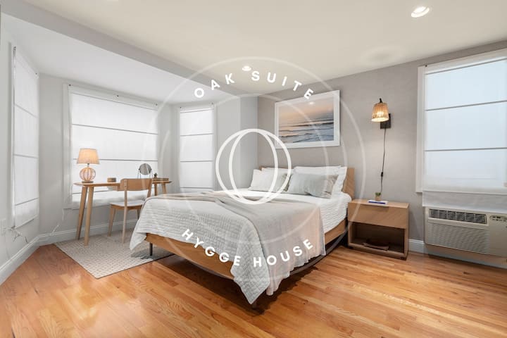 Downtown, Shops, Close To Water | Oak Suite - Newburyport, MA