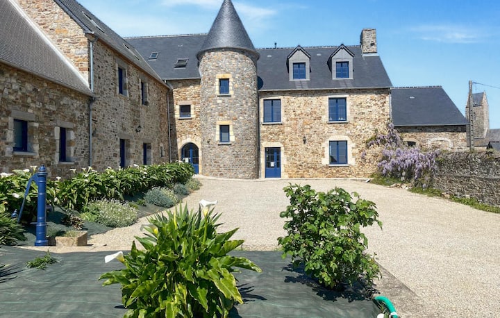 Amazing Home In Fierville-les-mines - Cotentin