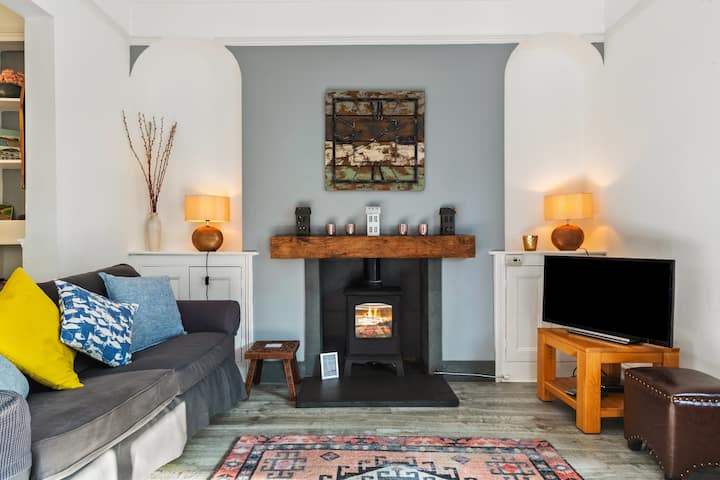 Sunbury Villa - Close To Town And Beaches - Tenby