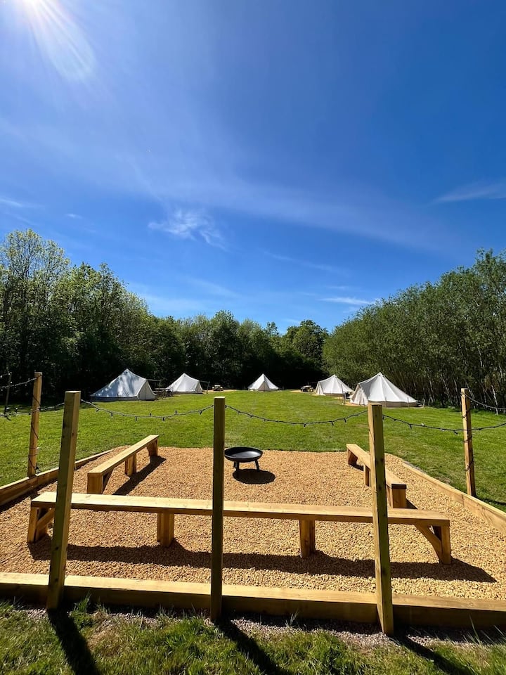 Elmbridge Farm Glamping - Elm Bell Tent - Bromsgrove